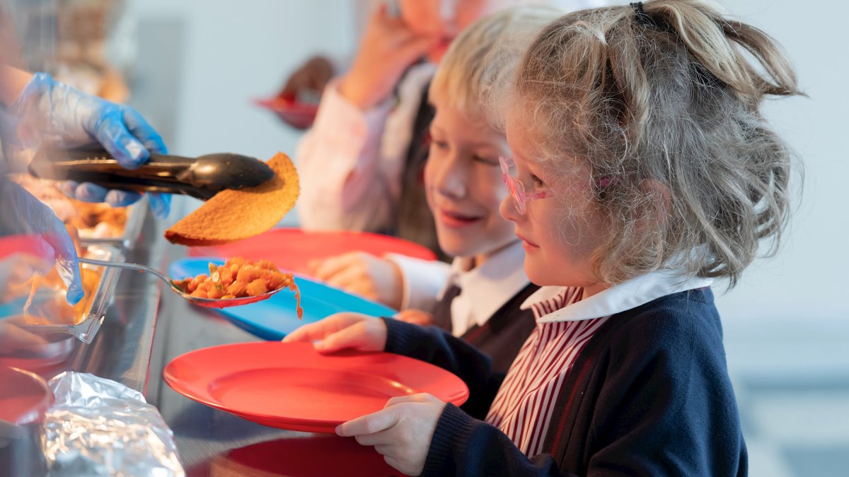 School Lunch | Arnold Lodge